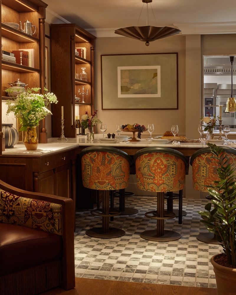 Brasserie In Saint Germain Des Prés | Annette Restaurant | Officine Bac Bar