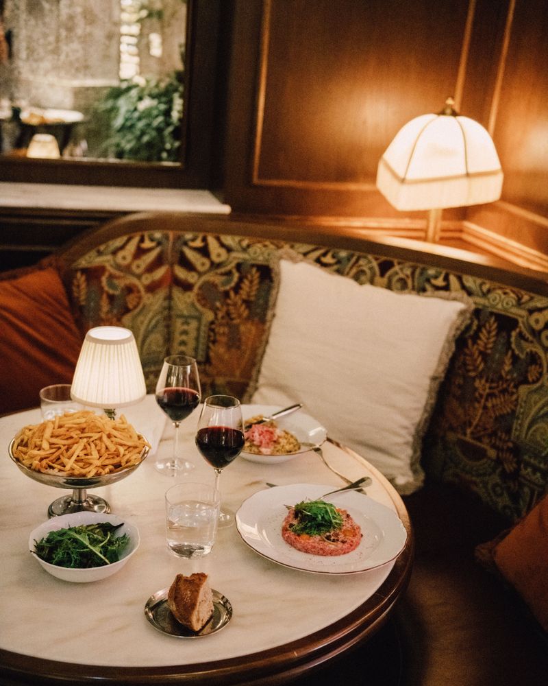 Brasserie In Saint Germain Des Prés | Annette Restaurant | Officine Bac Bar